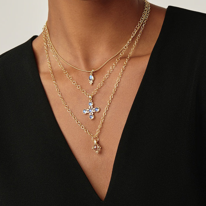 18K Diamond Classic Round Amulet – Temple St. Clair